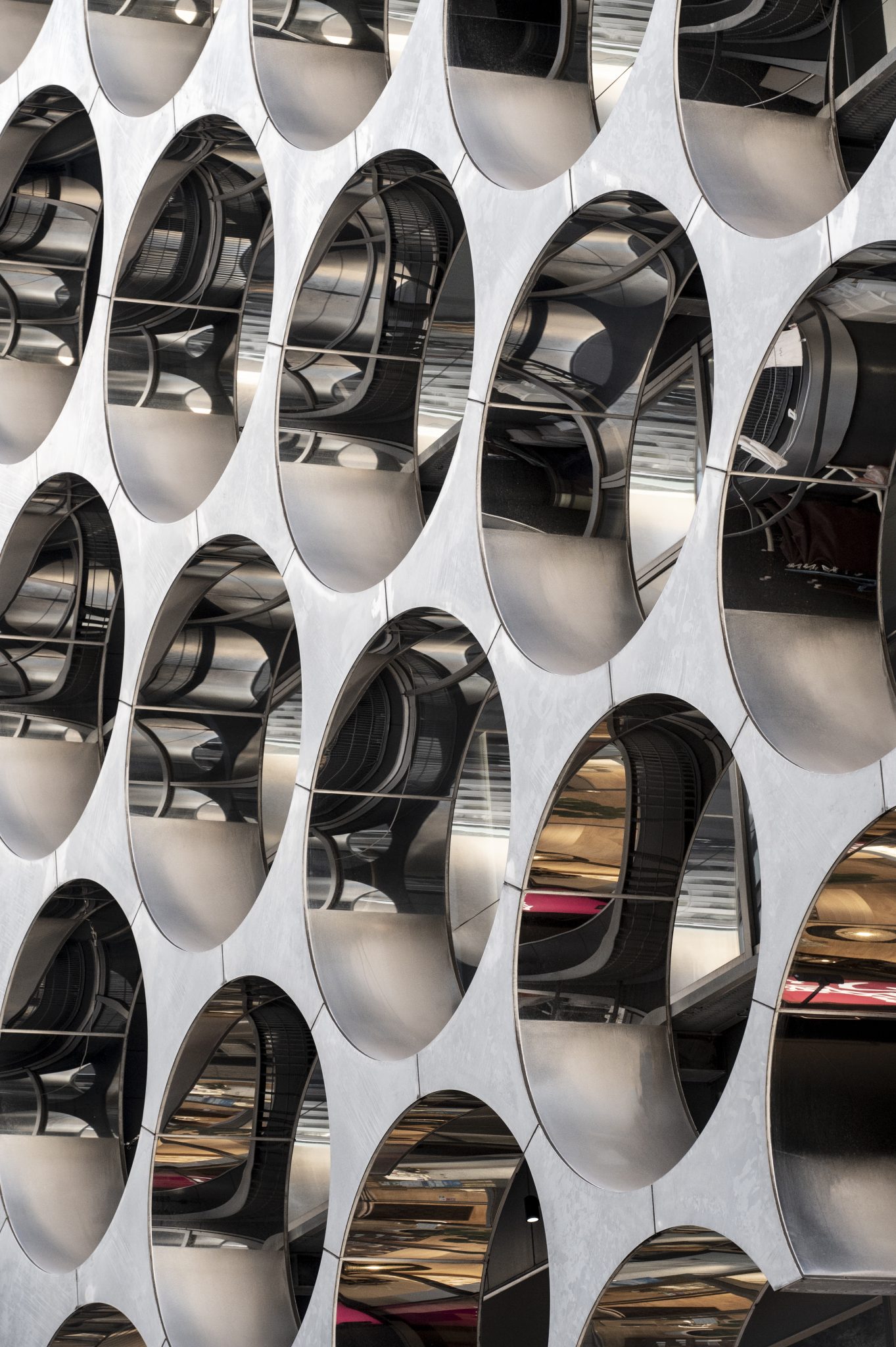 Top Metal Design Trends in 2026